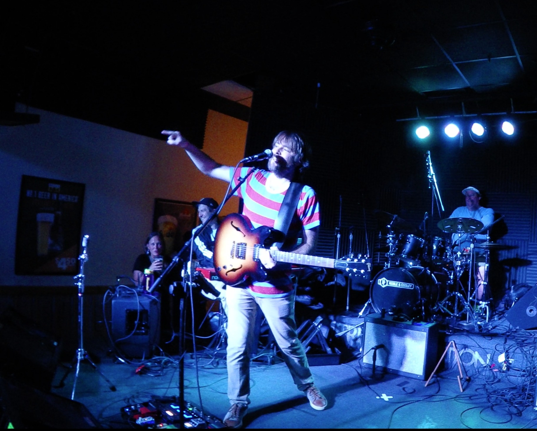 Chris Michels Live at the Pull Barn! - Short's Brewing Company